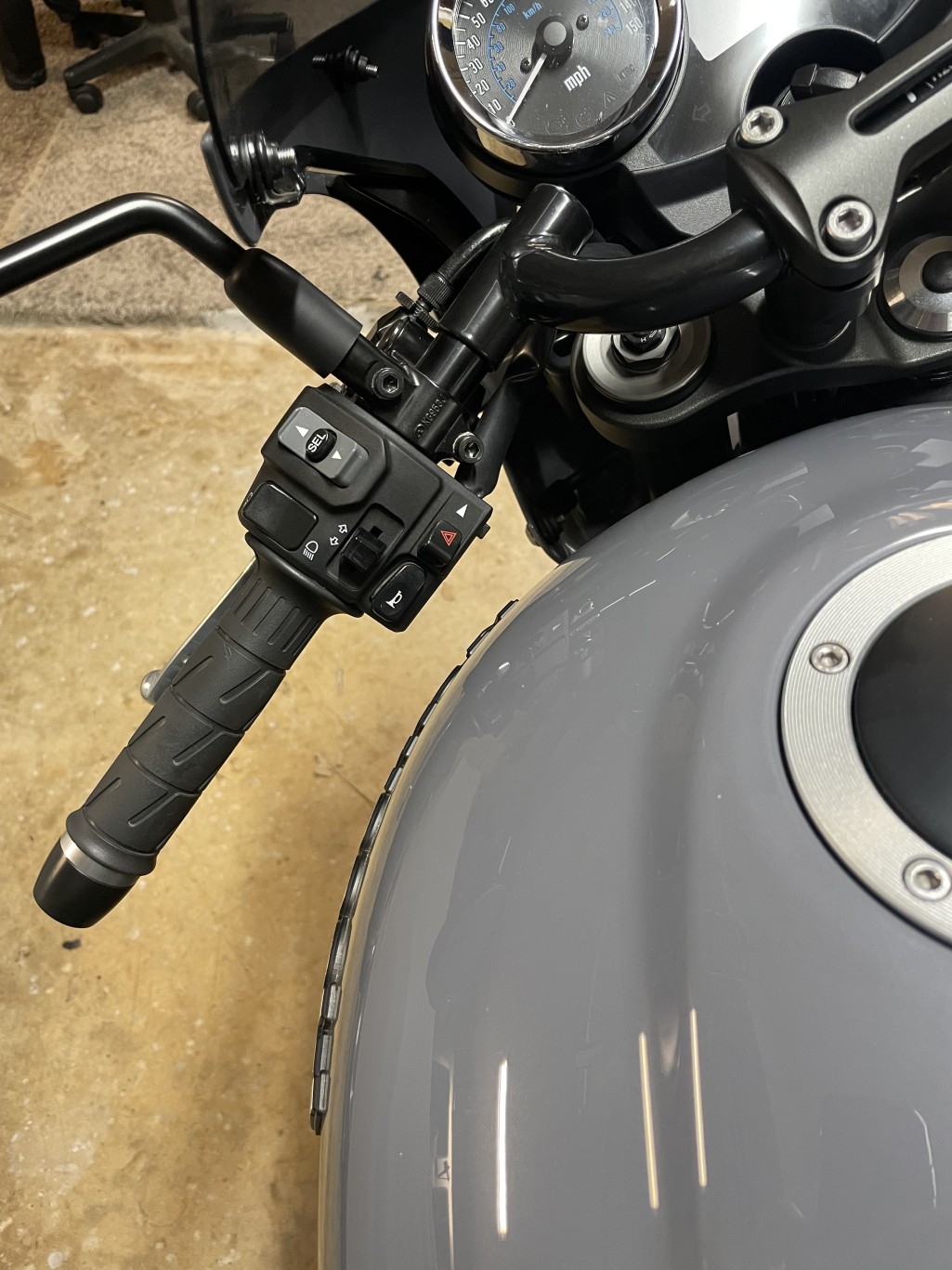 Just ordered Rizoma Race Retro handlebars. - Modifications, Accessories ...