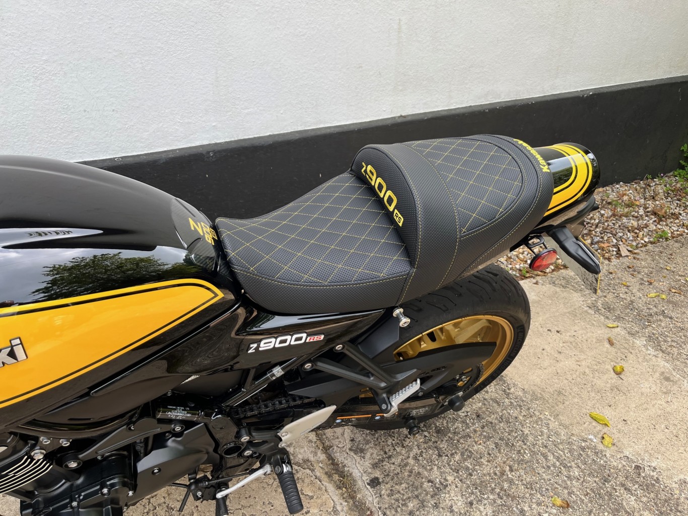 My new seat - Modifications, Accessories, and Appearance - Z900RS