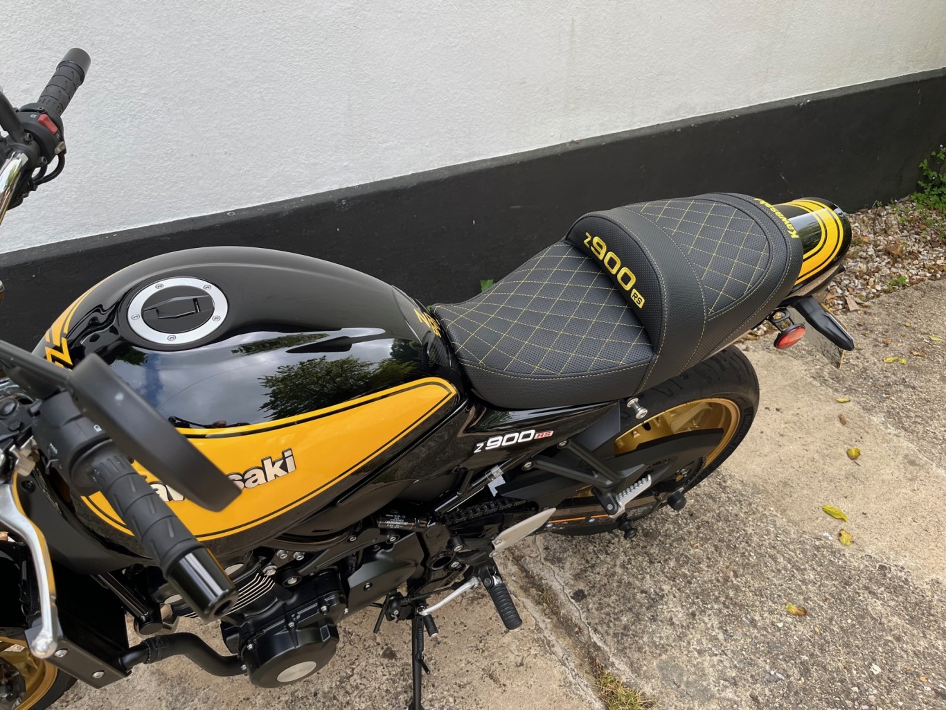 My new seat - Modifications, Accessories, and Appearance - Z900RS