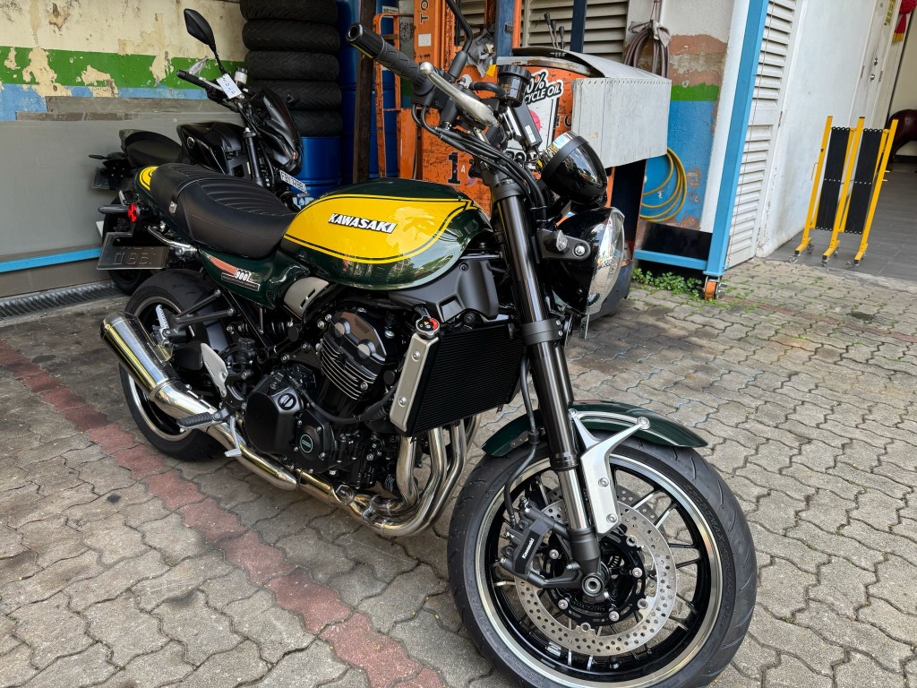 Hello! Yellow Ball from Singapore - New Member Introductions - Z900RS